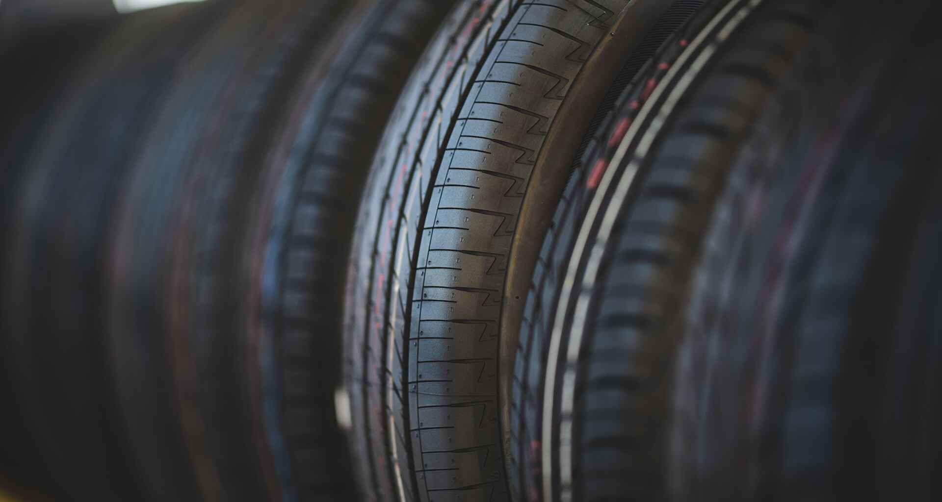 What is Tyre Traction, Friction and Road Grip? - Apollo Tyres