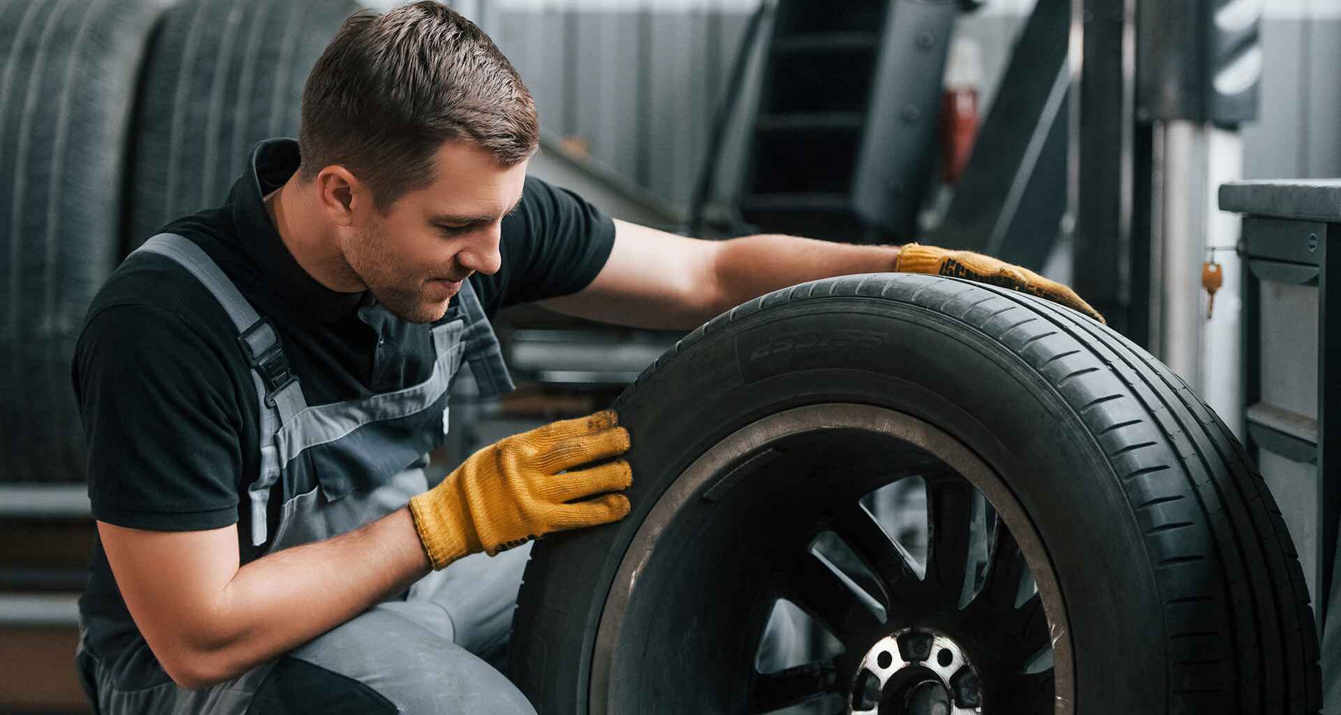 How to read car and bike tyre markings – Apollo Tyres